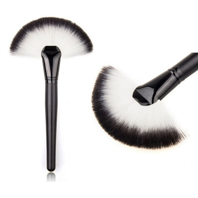 Hablemos de Brochas las más básicas su uso y dónde conseguirlas